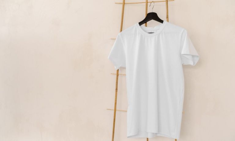 Top 11 T-Shirt Photoshoot Ideas For Your Next Fashion Shoot